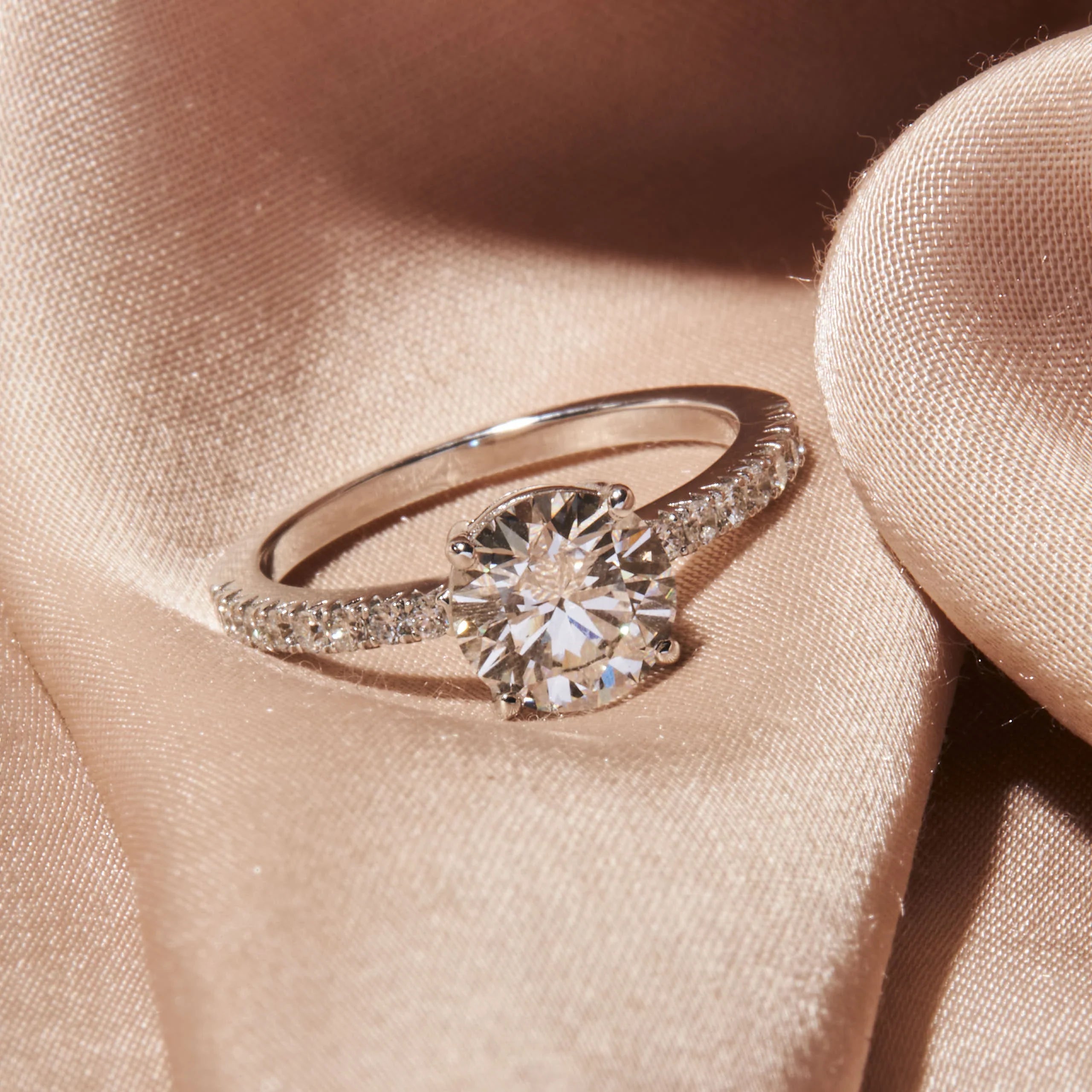 The Ultimate Guide to Choosing the Perfect Engagement Ring – My Store